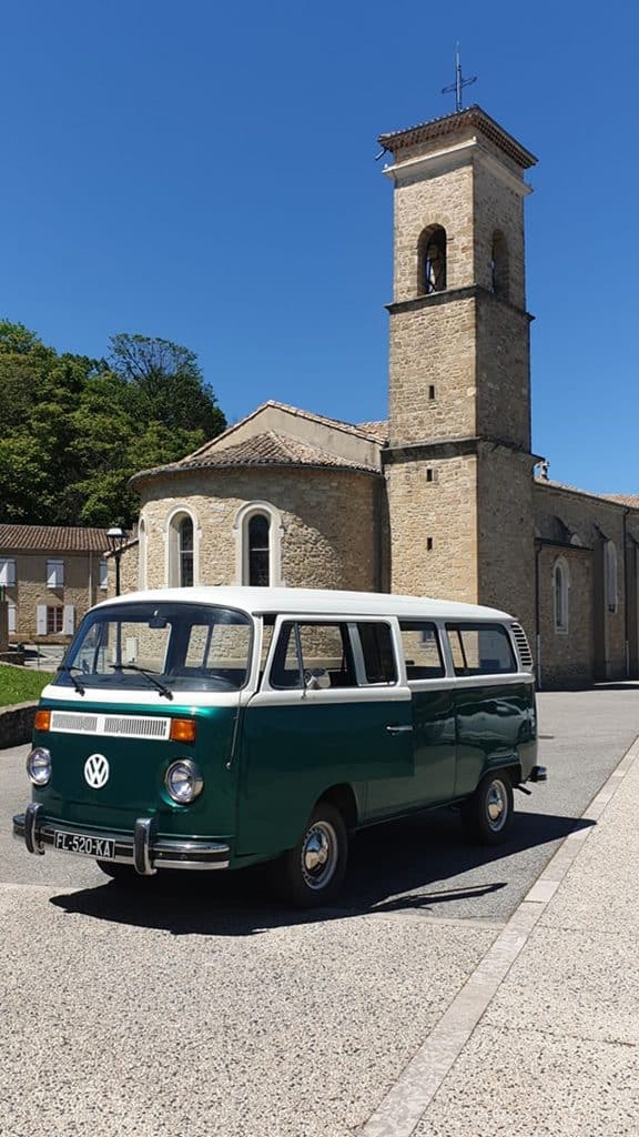 Louer un combi Volkswagen - Ernest le combi sur les routes de l'Ouest